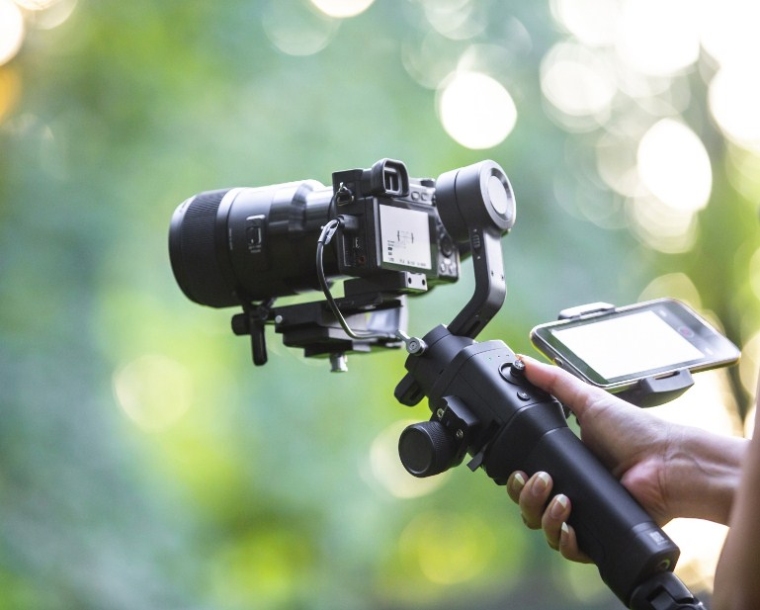 How to Upgrade Your Photography with a Camera Gimbal – MoriiHub